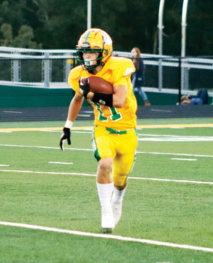 Bulldogs on the hunt vs. ‘Jackets | News, Sports, Jobs - News and Sentinel